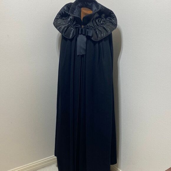 cleo | Jackets & Coats | Cleo Cape Womens Size 54 Black Wool Satin ...